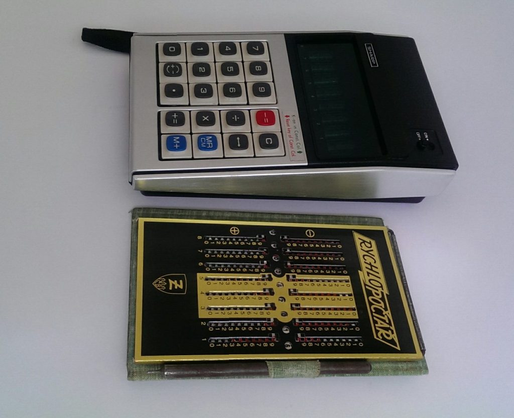 Elektronická vrecková kalkulačka - Časopis Quark